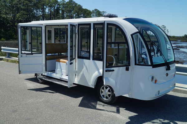 electric shuttle bus